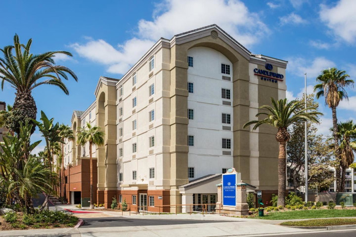 Candlewood Suites Anaheim - Resort Area By Ihg - La Habra, CA