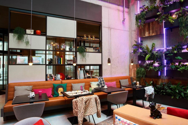 Moxy Brussels City Center - Schaerbeek