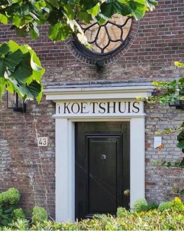Koetshuis Aan Het Water 3 Bedroom Villa - Den Haag