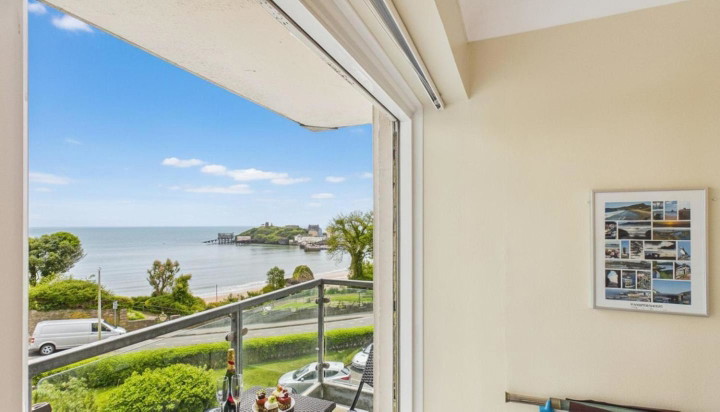 Golwg Y Môr - 2 Bedroom Apartment - Tenby - Tenby