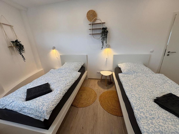 Modernes Bungalow In Duisburg Parkplatz Küche Ruhig - Duisburg