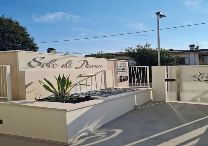 Sole Di Diana Luxury Apartments - Peschiera del Garda
