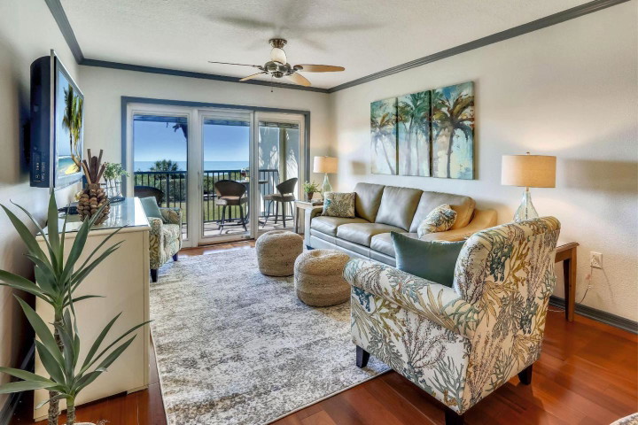 Land's End 11-204 Beach Front - St. Petersburg, FL