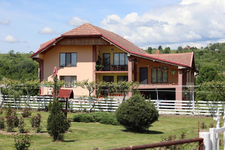 Casa De Vacanta Madalina - Novaci