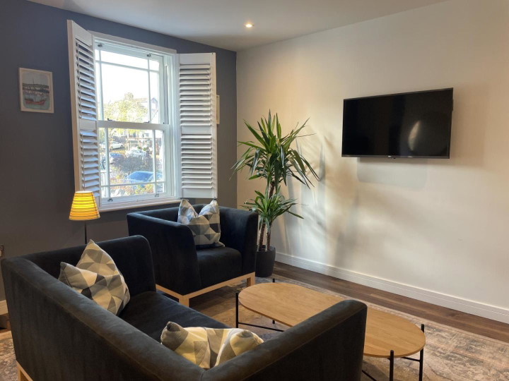 Light-filled Eco-home With Patio - Bristol