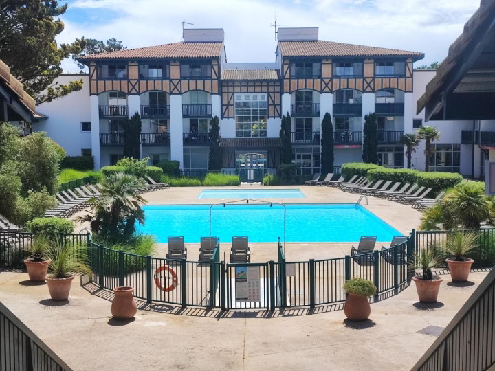 Studio Dans Résidence Pierre Et Vacances Avec Vue Sur Piscine Entre Plage Et Golf - Messanges