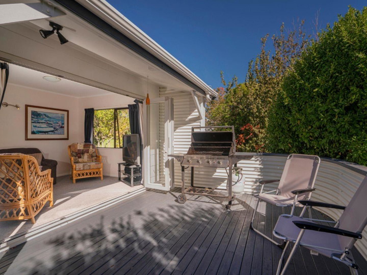 Seashells Bach - Whangamatā Holiday Home - Whangamatā
