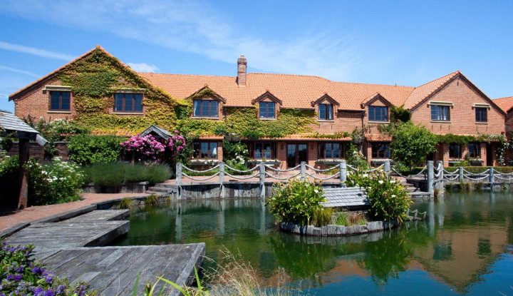 Grand Arden Monaco Nelson - Brightwater