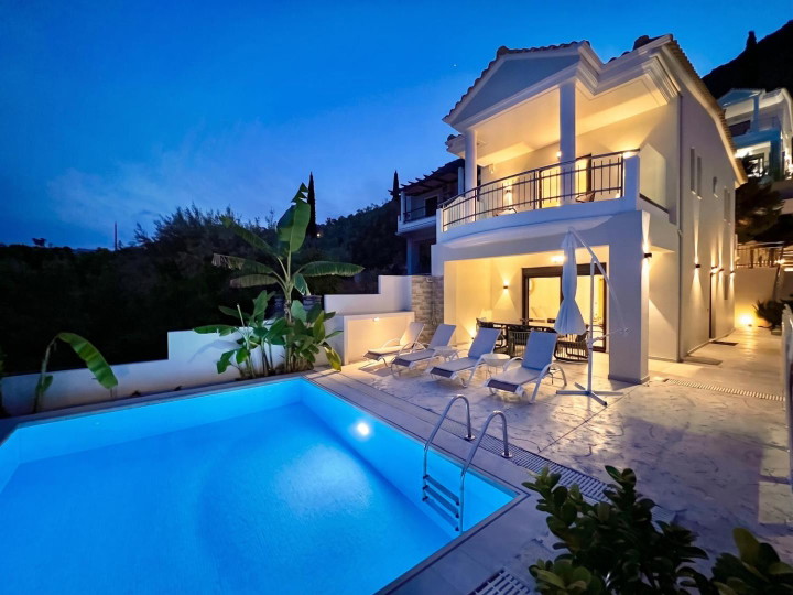 Luxury Villa Agios Dimitrios With Private Pool By Dadovillas - Lefkada