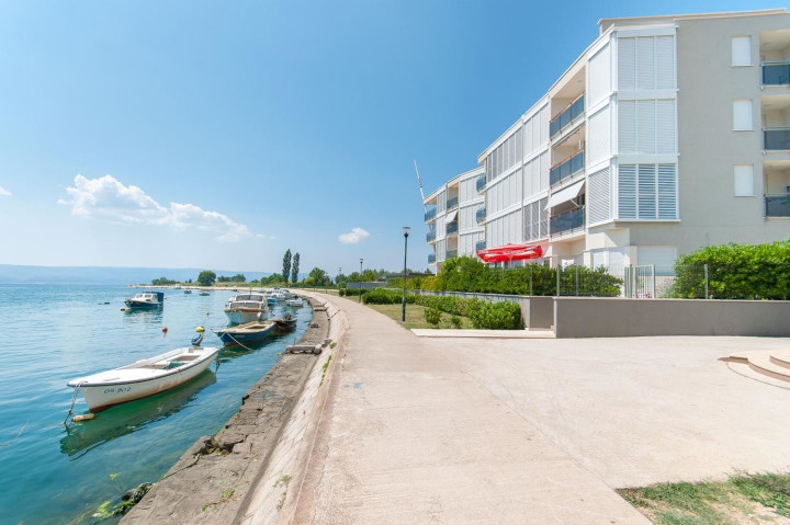 Ap 6+2 In One Of The Most Luxury Building In Omis - Omiš