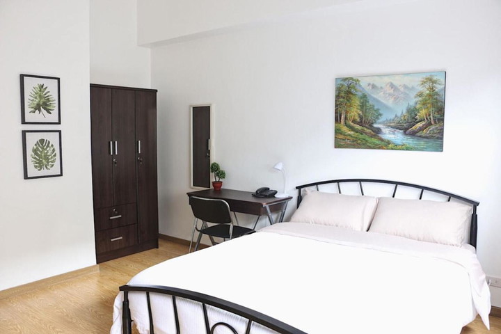 Julias Cozy Mountain Condo Couples Getaway - Baguio