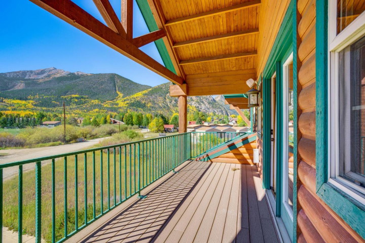 Walk To Frisco Marina! Spacious Family Retreat - 