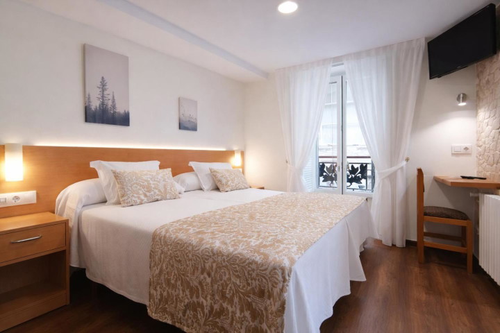 Hostal Anosa Casa - Ames