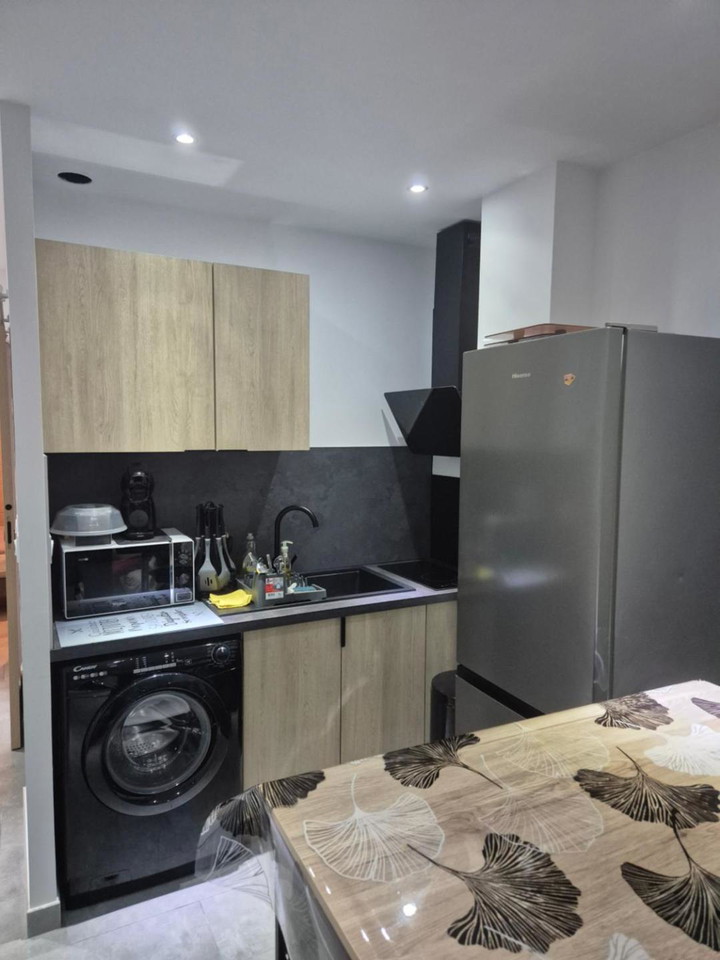 Appartement Avec Terrasse - Bessan