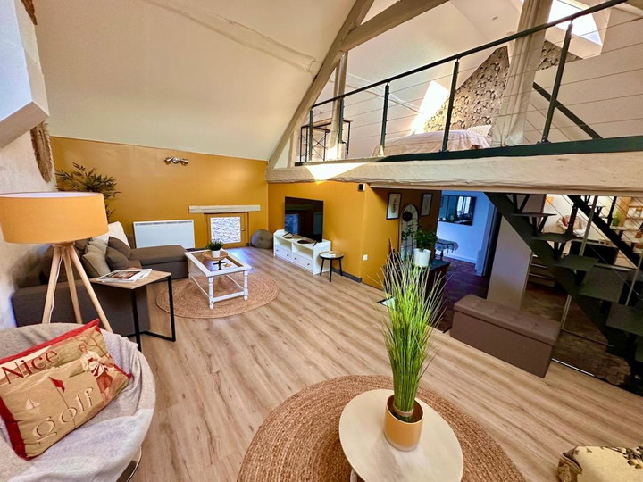 Cozy Loft - Barbizon