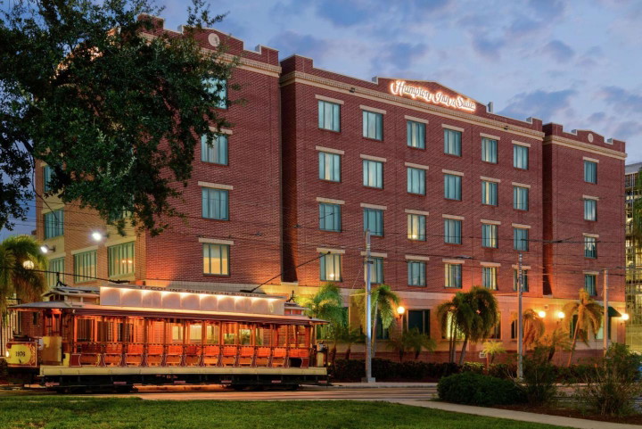 Hampton Inn & Suites Tampa Ybor City Downtown - Tampa, FL
