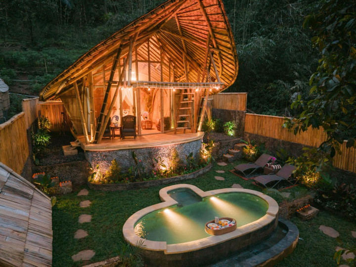Sunrise Hill Bamboo House-private Jungle Villa - Sidemen