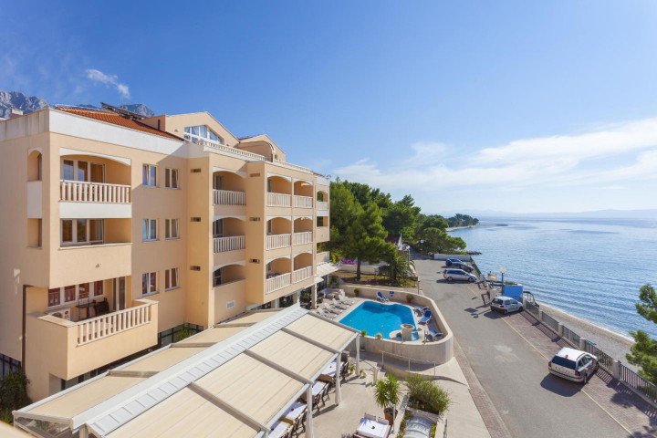Aparthotel Milenij - Brela