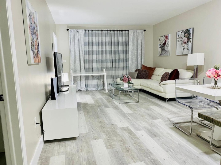 Modern 1br 2ba Condo 1block To Aventura Mall - Davie, FL