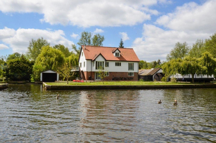 The Willows Wroxham - Wroxham