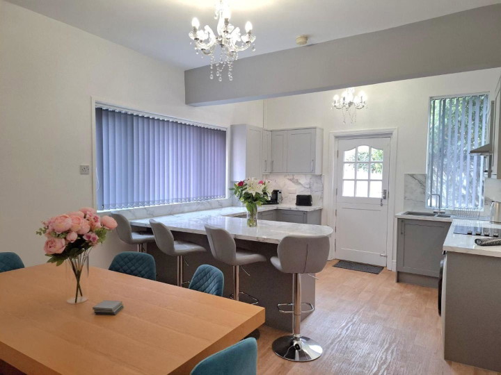 Amazing Central House - Lytham St Annes