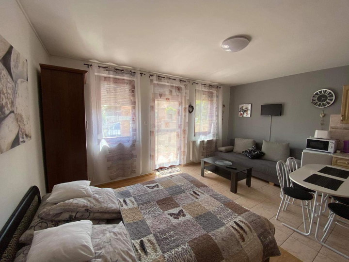 Hellasz Apartman - Gyula