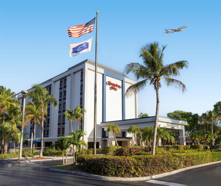 Hampton Inn Miami-airport West - Miami Springs, FL