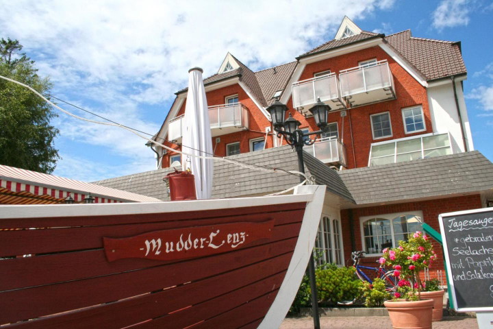 Hotel Boddenhus Garni - Barth