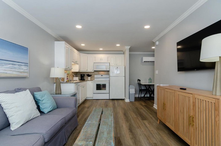 Shorebreak By Bryant Real Estate - Wrightsville Beach, NC