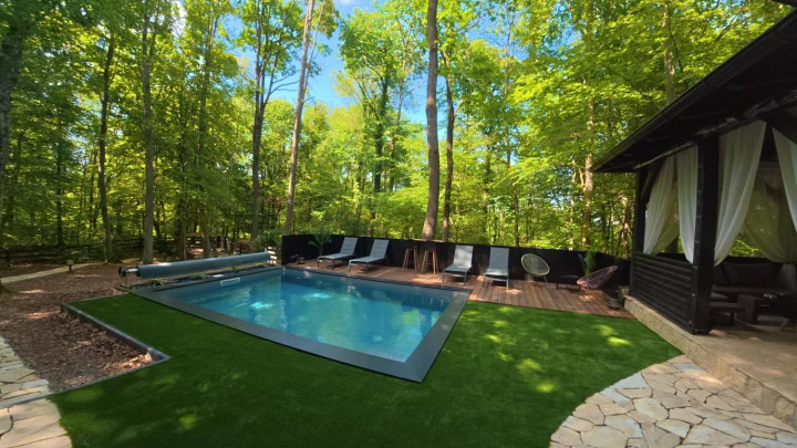 Forest Escape With Jacuzzi & Pool Among The Trees By Destination Green Croatia - Kroatien
