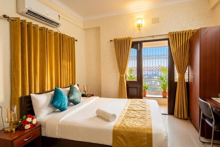 Krishna Kunja " A Quiet & Peaceful Stay " - Calcutta