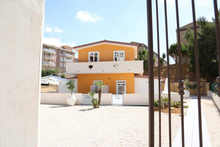 Casa Vacanze Il Gigante Comfort A Due Passi Dalla Valle Dei Templi - Porto Empedocle