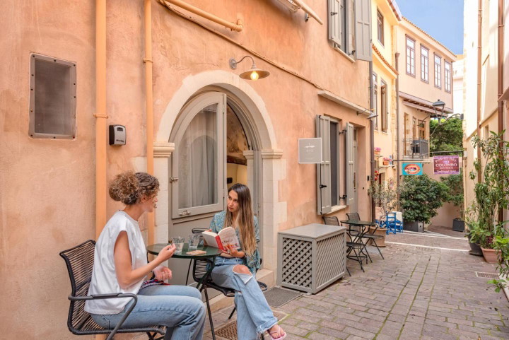 Eva Plus - Chania