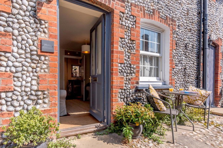 1 Bed In Blakeney Oc-674 - Blakeney