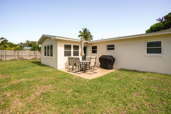 Walk To Jetty Park: Harbor District Home! - Fort Pierce, FL