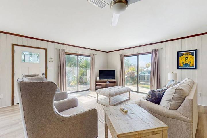 Tranquil Dog-friendly Family Home With Gulf View Steps To Private Beach Access - Rosemary Beach, FL