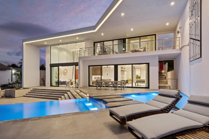 Villa E11even Con C Hef Privado Ocean Front - Isla Mujeres