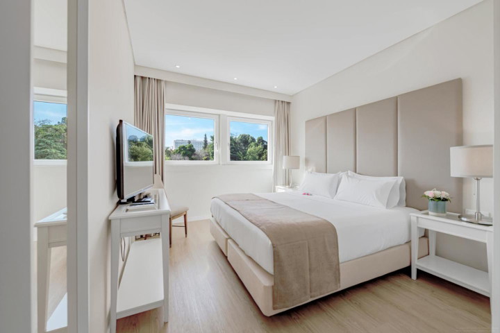 Lisboa Central Park Hotel Suites & Studios - Loures