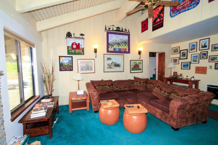 Discovery 4 150 Loft - Mammoth Mountain, CA
