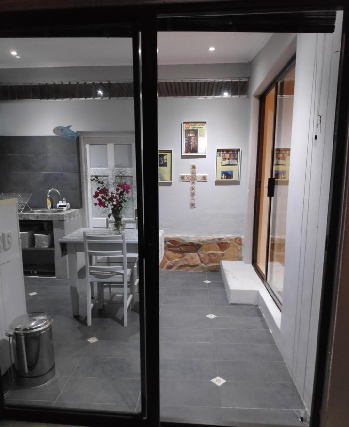 La Chapelle - The Apartment - Montagu