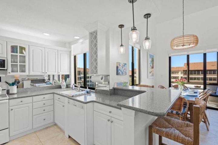 Excelsior: The Sky Loft - Venice, FL