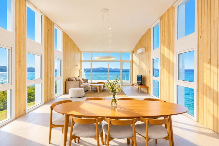 Signature Lake View Sustainable Luxury Residences In Patagonia - Argentine