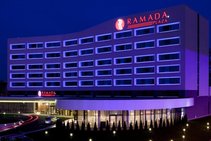 Ramada Plaza By Wyndham Craiova - Craiova