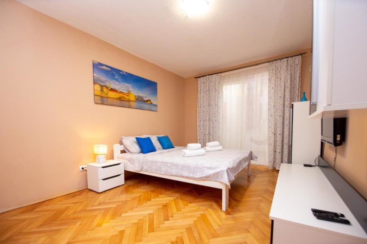 Palm Street Apartment Near Dukley Beach - Budva
