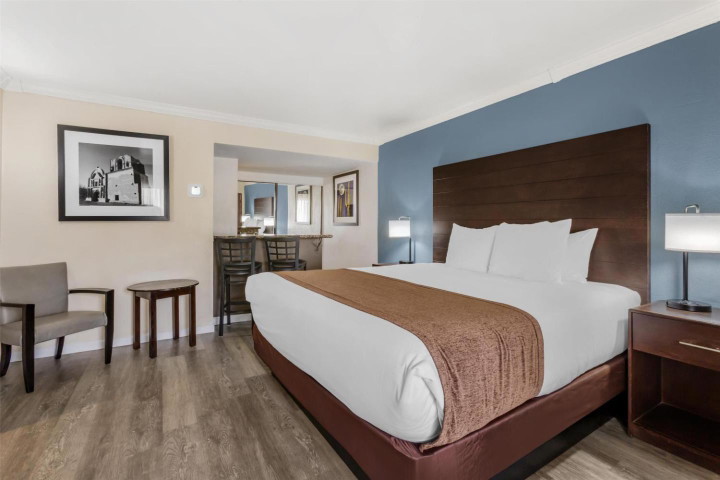 Best Western Innsuites Tucson Foothills Hotel & Suites - Oro Valley, AZ