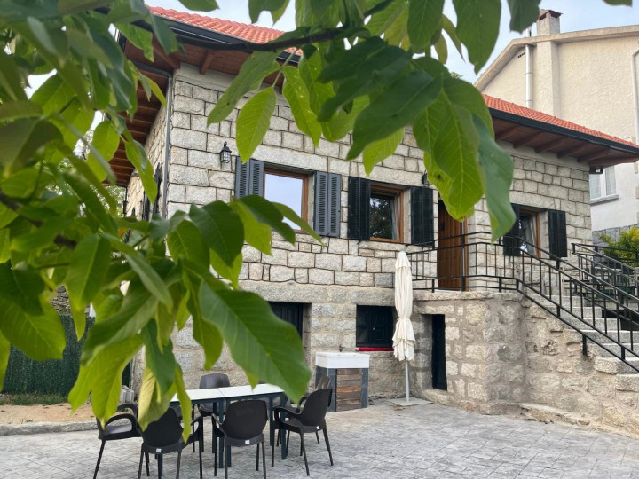 Refugio Del Nogal - Cercedilla - Navacerrada