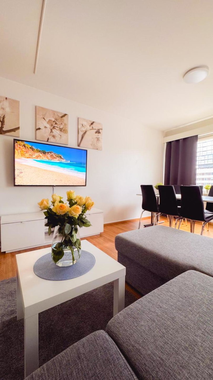 Spacious 4room Apartment In The Center Of Oulu, Parking - オウル