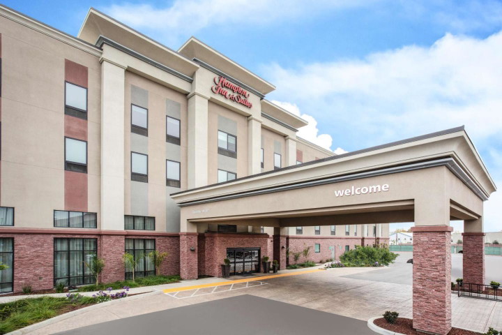 Hampton Inn & Suites Watsonville - Monterey Bay, CA