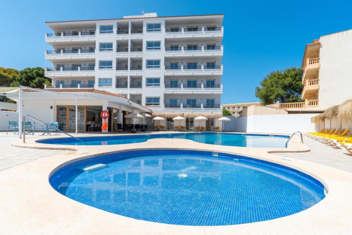 Apartaments La Perla Negra - Cala Ratjada