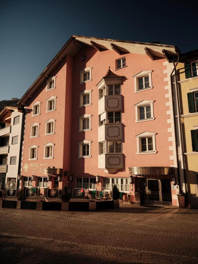 Cityhotel Goldener Adler B&b - Kastelruth